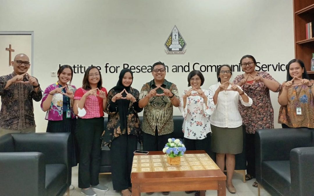 UKDW Welcomes PT Pandam Adiwastra Janaloka for Collaboration Talks ...