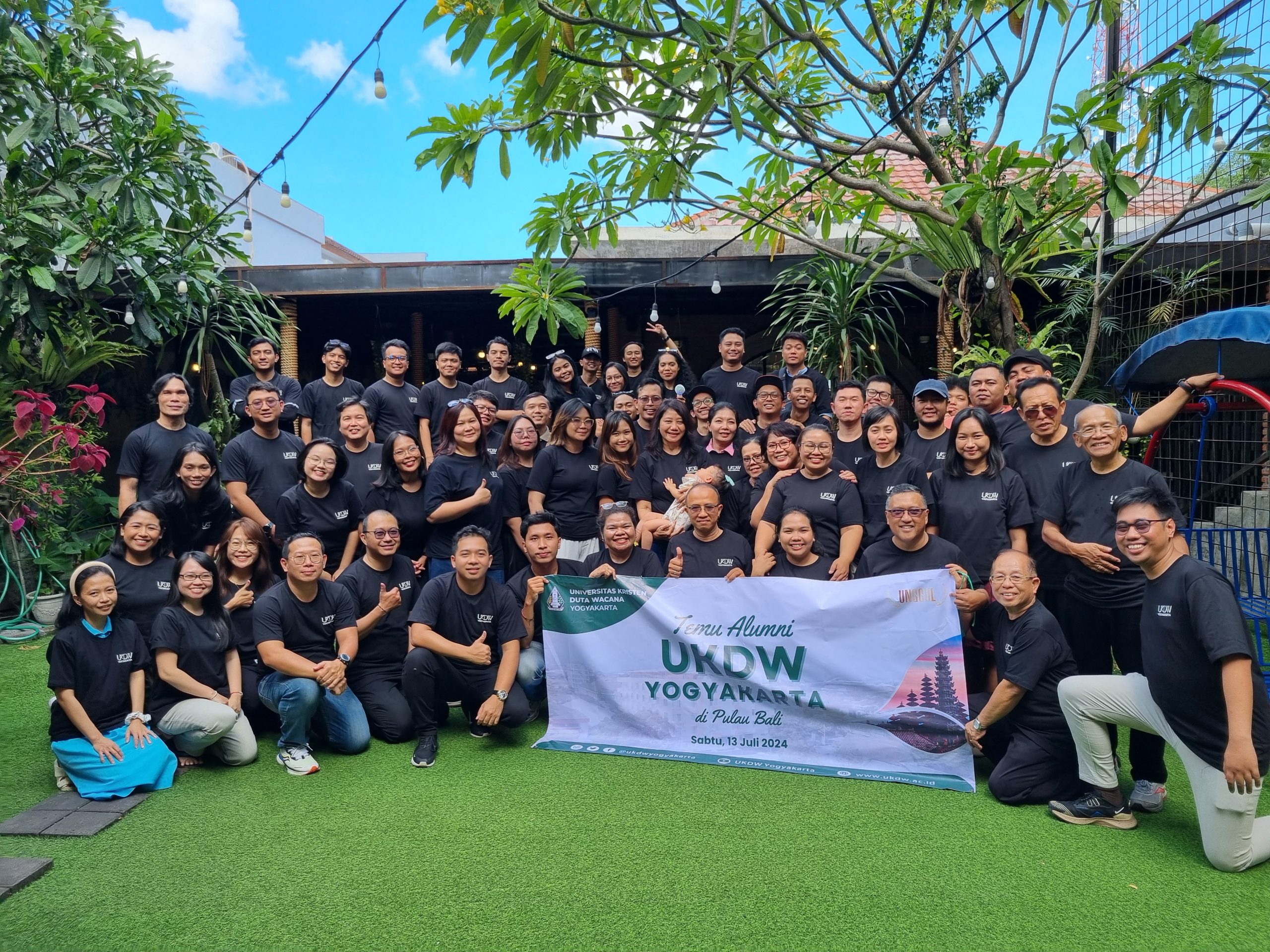 Weaving Memories, Building Networks: UKDW Alumni Gather in Bali - Duta ...